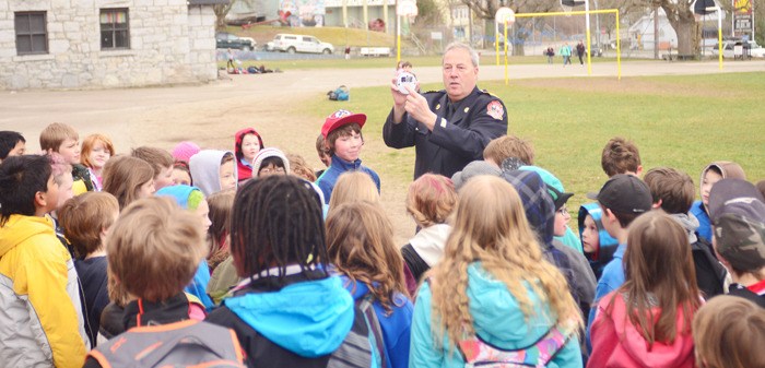 Nelson fire department goes on smoke alarm blitz | Nelson Star
