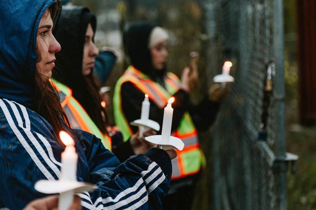 Activists mount protest outside B.C. pig slaughterhouse | Nelson Star