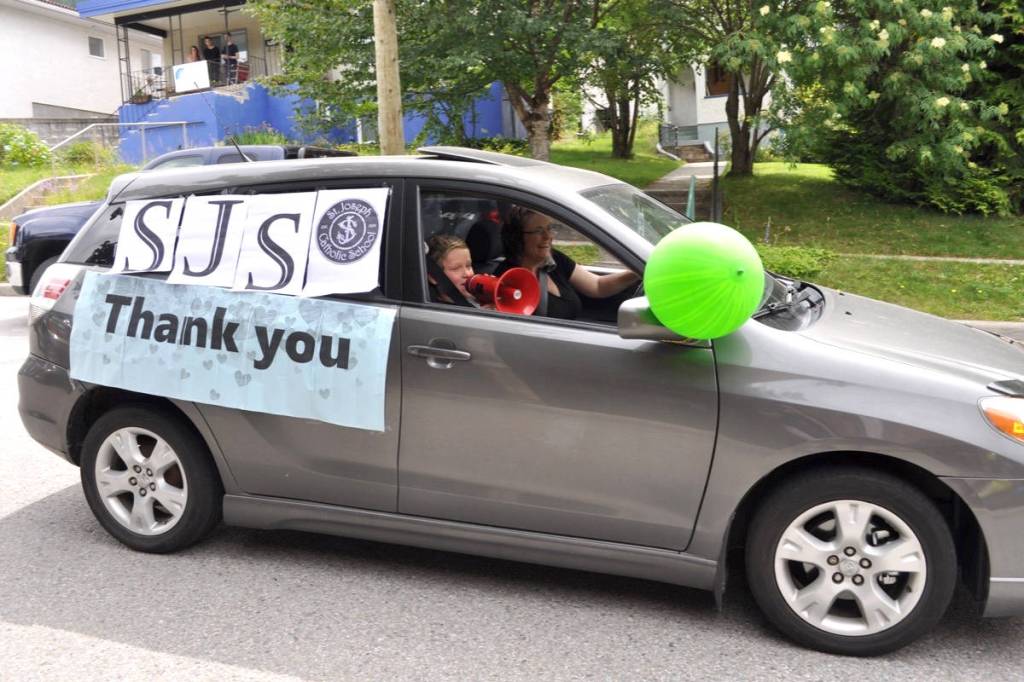 PHOTOS: Students, parents say goodbye to retiring St. Joseph principal ...