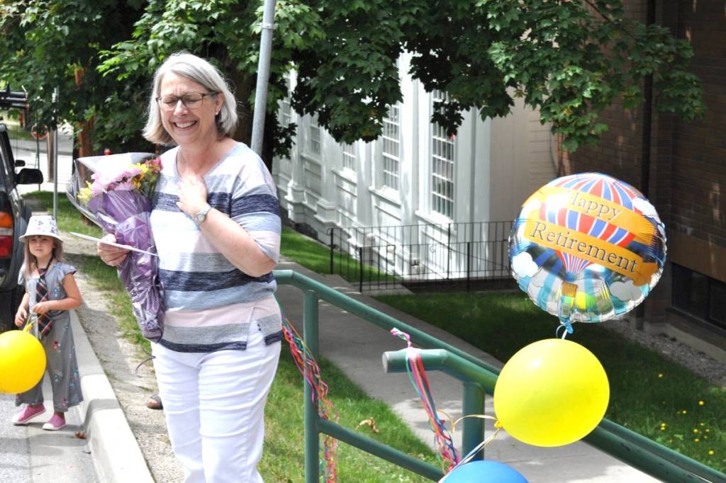 PHOTOS: Students, parents say goodbye to retiring St. Joseph principal ...